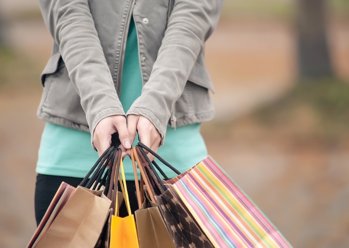 Who You Are Affects What You Buy: The Influence of Consumer Identity on ...