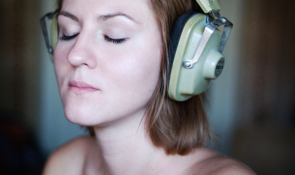 The Impact of Listening to Music on Cognitive Performance - Inquiries ...